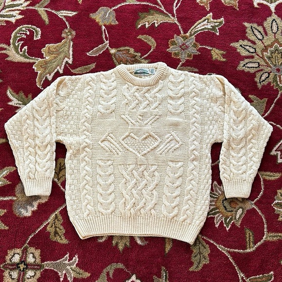 Aran Crafts | Sweaters | Aran Crafts Cream Wool Crewneck Claddagg ...